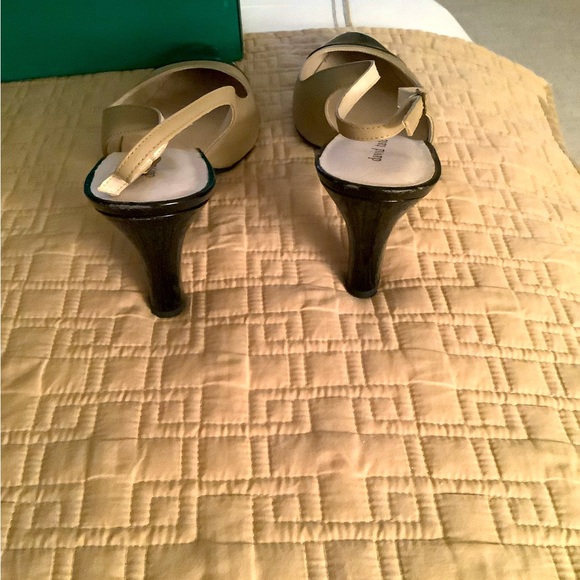 David Tate | Shoes | David Tate Grace Taupe And Black Patent Leather ...